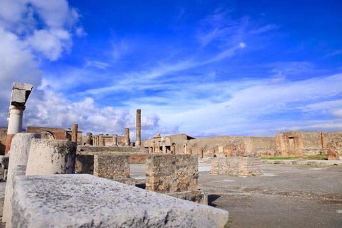 Skip-the-line Private Tour of Pompeii for Kids and Families - Engaging Guides Who Connect With Kids