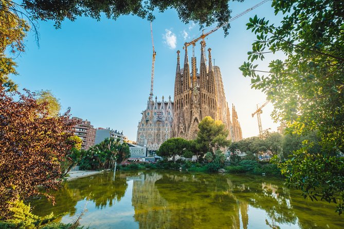 Skip The Line Sagrada Familia Small Group Tour - Who Should Consider This Tour?