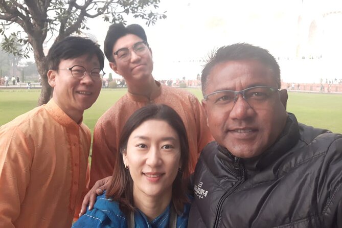 Skip The Line Taj Mahal & Agra Fort Fatehpur Sikri Tour By Car - FAQs