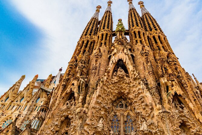 Skip-The-Line Tour Inside the Sagrada Familia - Inclusions and Accessibility
