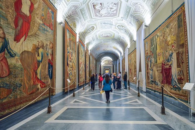Skip the Line Tour: Vatican Museum + Sistine Chapel with Guide - The Guides: The Real Highlight