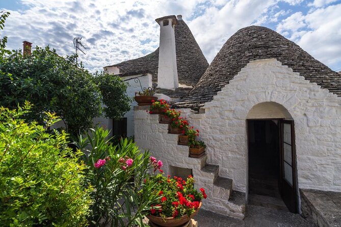 Skip the Line: Trullo Sovrano Admission Ticket - Inside the Trullo Sovrano