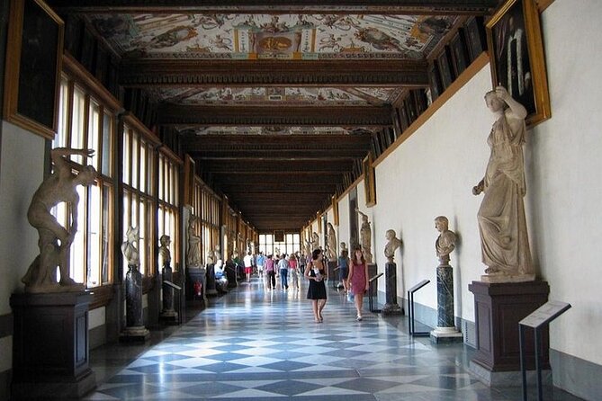 Skip the Line: Uffizi Gallery Small Group Tour - Exploring the Uffizi Gallerys Masterpieces