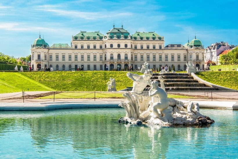 Skip-the-line Upper Belvedere Tickets and Guided Tour Vienna - A Closer Look at the Tour Experience