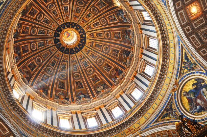 Skip the line Vatican Museum Sistine & St.Peter Private Tour - Discovering the Vatican: A Guided Private Tour to Treasure