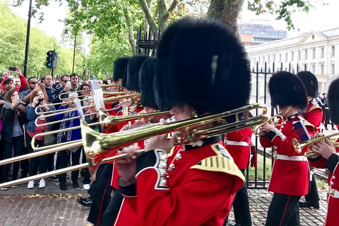 Skip the Line Westminster Abbey & Changing of The Guard Tour - Meeting Point and Start Time