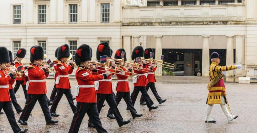 Skip the line Westminster Abbey & Guard Change Ceremonies - A Closer Look at the Tour Itinerary
