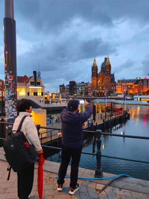 Skipping Lines & Sipping Beers: A History Tour of Amsterdam - Who Will Love This Tour