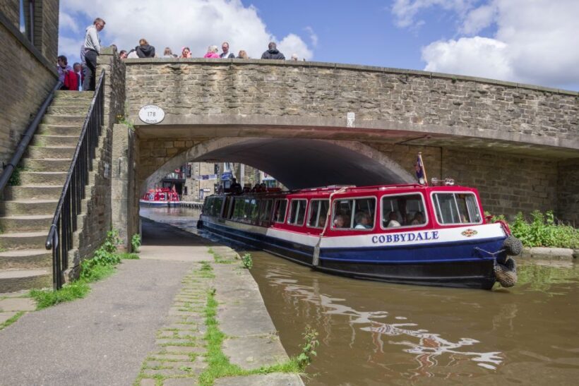 Skipton: 1-Hour Canal Cruise - The Sum Up: The Value of a Scenic, Humorous Canal Ride