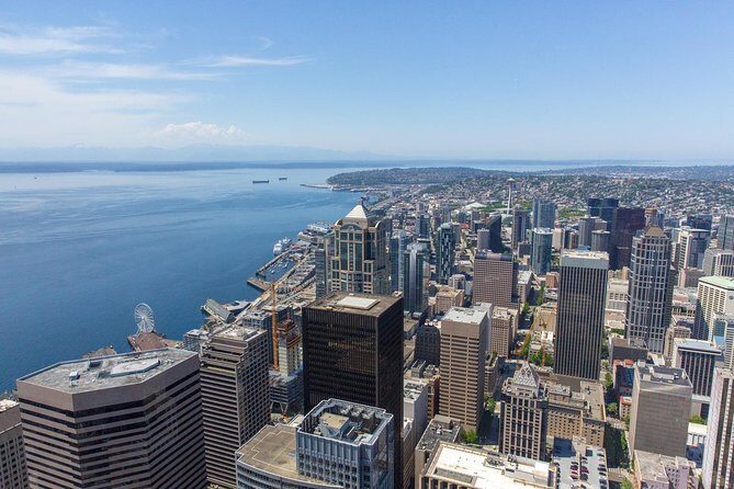 Sky View Observatory at the Columbia Center Admission Tickets - Who should consider this experience?