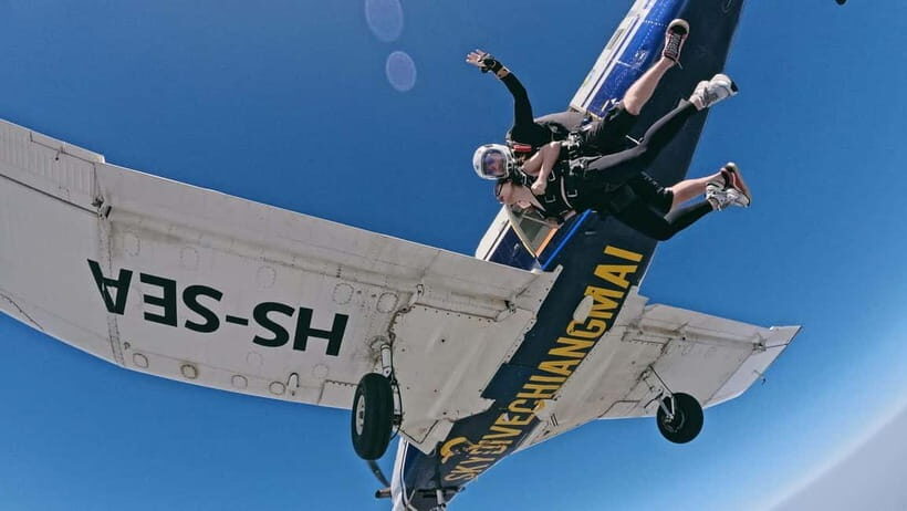 Skydive Chiang Mai - The Full Package & Pricing