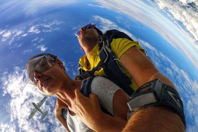 Skydive Fiji Legend 13000ft Tandem Jump (60 seconds free fall) - Practical Tips for Your Skydive