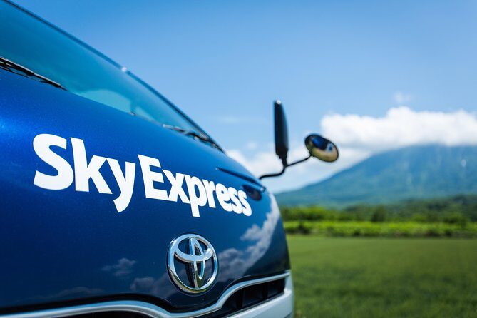 SkyExpress Private Transfer: New Chitose Airport to Kiroro (8 Passengers) - Key Points