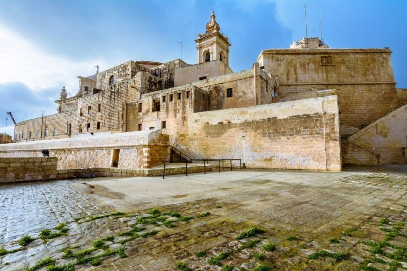 Sliema or St. Paul's Bay: Best of Gozo and Comino Day Trip - FAQ