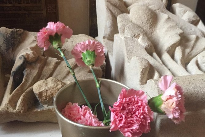 Small and Exclusive Oxford Highlights Tour - Accessibility and Additional Information