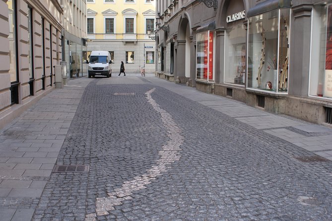 Small-Group 2-Hour Munich and The Third Reich Walking Tour - Tour Inclusions and Exclusions