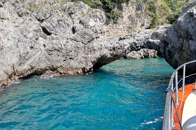 Small Group Amalfi Coast Boat Day Tour From Positano - Exploring the Amalfi Coast by Boat