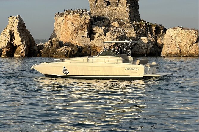 Small Group Boat Tour From Sorrento to Capri - Why Choose This Small Group Boat Tour?