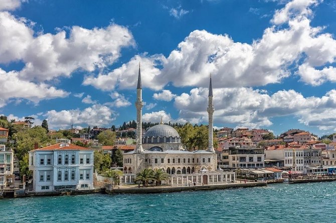 Small-Group Bosphorus Cruise and Istanbul's Egyptian Bazaar - Meeting and Pick-Up Information