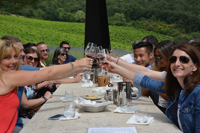 SMALL GROUP Chianti 2 wineries & lunch (max 8 people) - Key Points