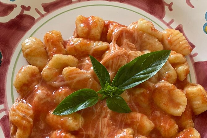 Small-Group Cooking Class in Positano: Gnocchi, Tiramisù & Drinks - Booking Information and Cancellation Policy