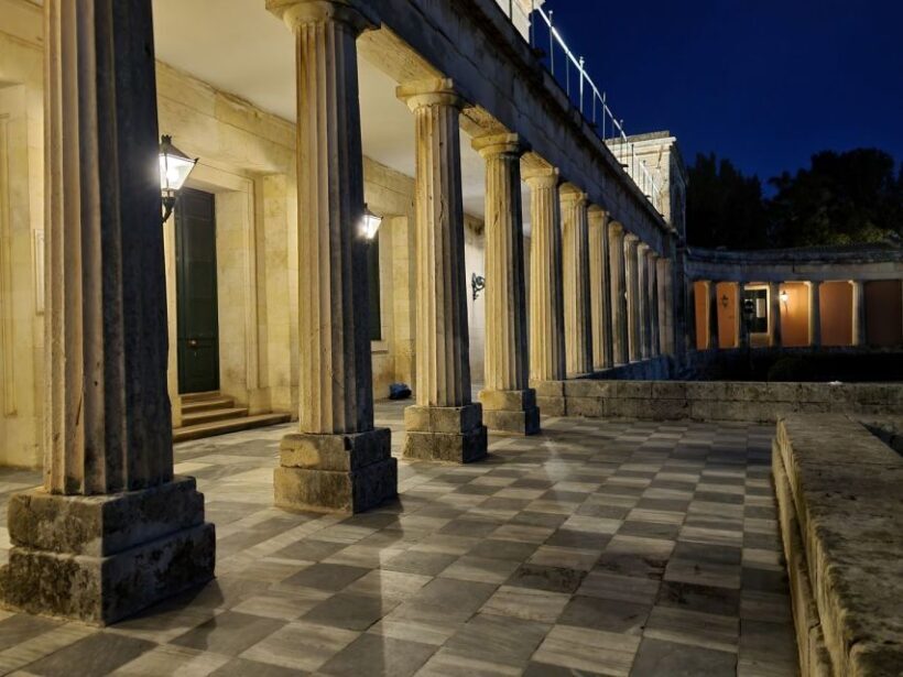 Small Group: Corfu Evening Walking Tour with a Glass of Wine - Exploring Corfu’s Old Town in the Evening