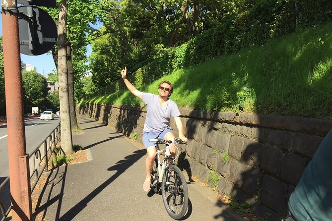 Small Group Cycling Tour in Tokyo - Tour Highlights and Experience