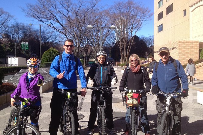 Small Group Cycling Tour in Tokyo - Group Size and Duration