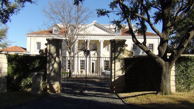 Small-Group Dallas City Highlights Tour by Minivan - Traveler Experiences