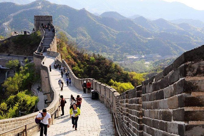 Small-Group Day Tour: Great Wall And Ming tomb - Authenticity and Cultural Insights