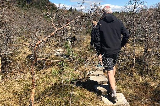 Small-group day trip to the unique volcanic lake in Eastern Europe - Authentic experiences and authentic guides