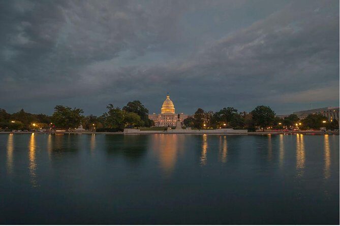 Small Group DC Tour by Van - The Sum Up