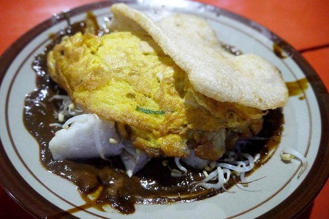 Small-Group Denpasar Night Food Tour - Detailed Breakdown of the Experience