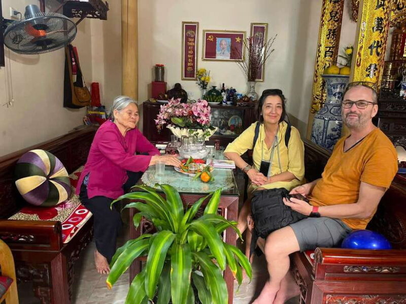 Small Group Discover the best of Duong Lam Ancient Village - What Makes This Tour Stand Out