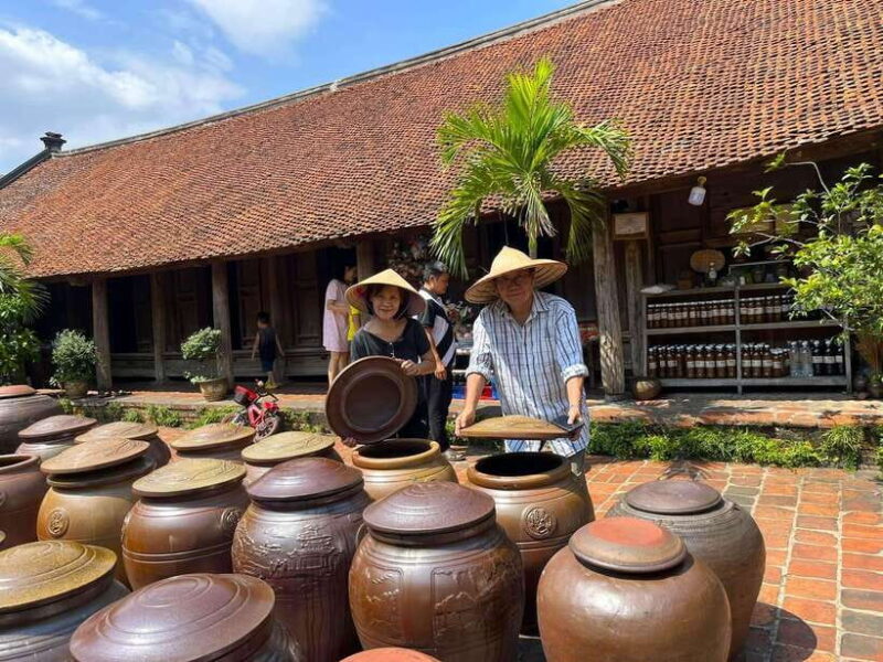 Small Group Discover the best of Duong Lam Ancient Village - Why This Tour Works Well