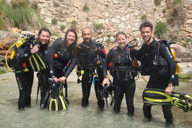 Small Group Diving Adventure in Menorca Review - Highlights of the Diving Experience