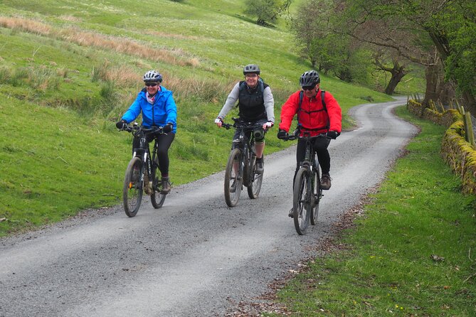 Small Group Ebike Tour Featuring Peak District Highlights - Health and Safety