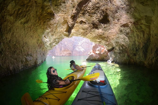 Small Group Emerald Cave Kayak Adventure - What Makes This Tour Stand Out?