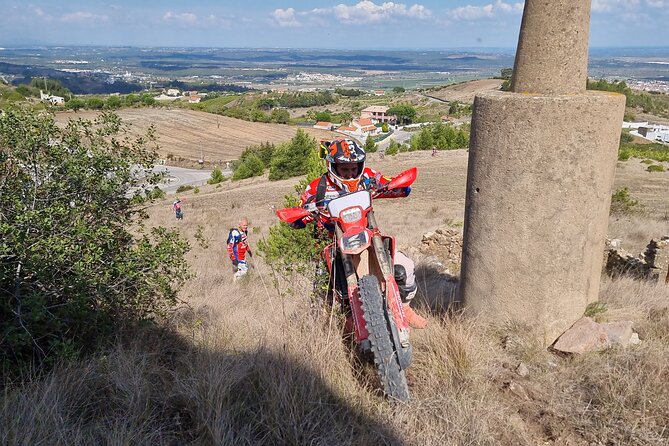 Small Group Enduro Tour in Lisbon - FAQ