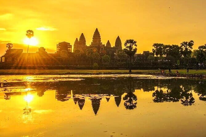 Small-Group Explore Angkor Wat Sunrise Tour with Guide - Introduction: A Solid Choice for Curious Travelers