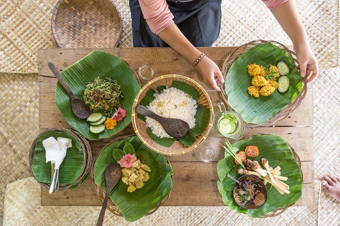 Small-Group Farm Tour & Balinese Cooking Class in Ubud with Kadek - Key Points
