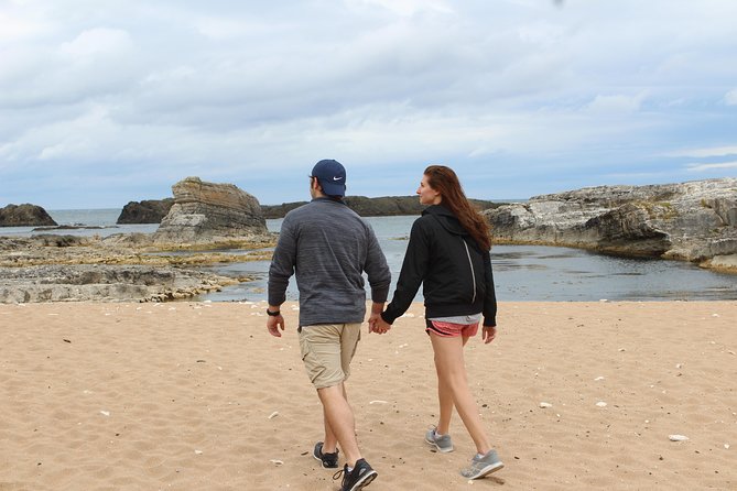 Small Group Giant's Causeway Day Tour from Belfast - The Guide Experience: Knowledge and Personal Touch