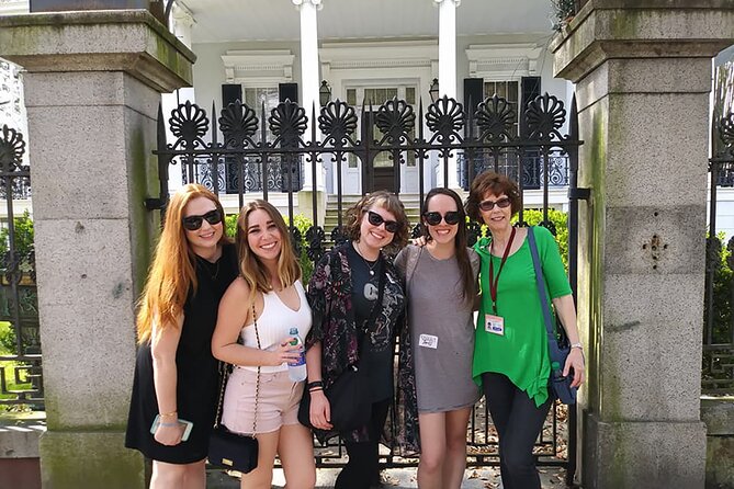 Small-Group Glamorous Garden District Tour - Accessibility Features