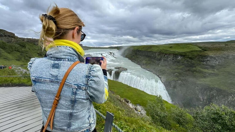 Small Group: Golden Circle & Friðheimar Visit From Reykjavik - Discovering Iceland’s Golden Circle with a Small Group Tour