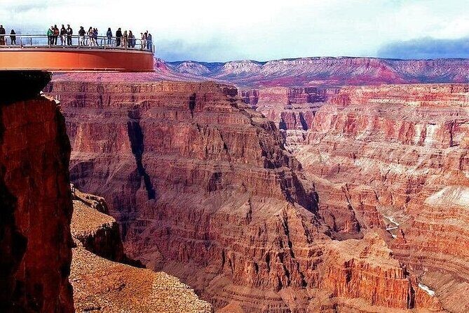 Small Group Grand Canyon, Hoover Dam and Joshua Tree Forest Tour - FAQs