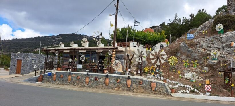 Small Group Guided Tour to Zeus Cave and Lasithi Plateau - Transportation and Group Size: Why It Matters