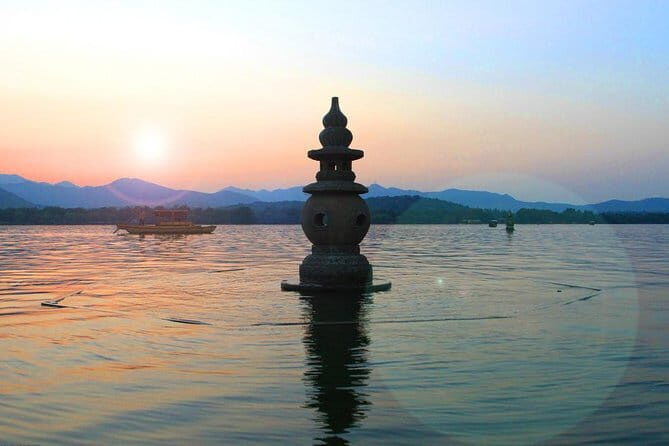 Small group: Hangzhou Full-day Classic Tour with Bullet Train from/to Shanghai - Key Points