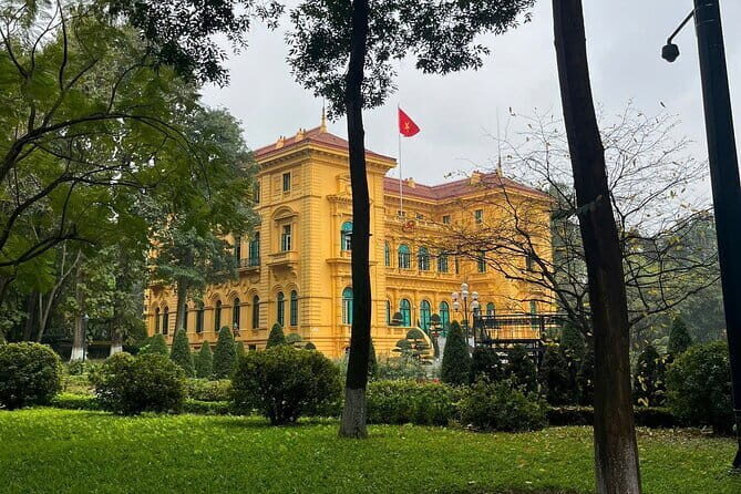 Small-group Hanoi Highlights Weekend Walking Tour - An In-Depth Look at the Tour Experience