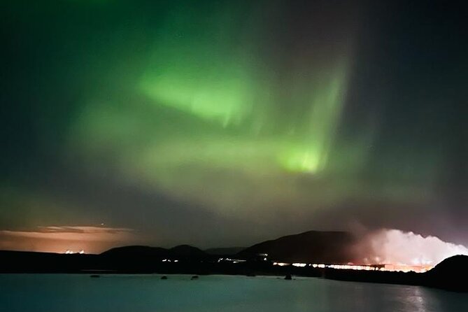 Small group Hunting for the Northern Lights in Reykjavík engrus - Practical Tips for Participating