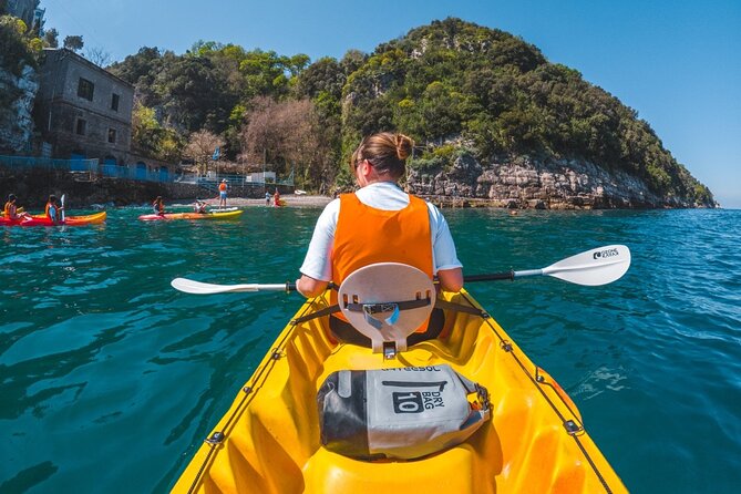 Small Group Kayak Tour From Sorrento to Bagni Regina Giovanna - Key Points